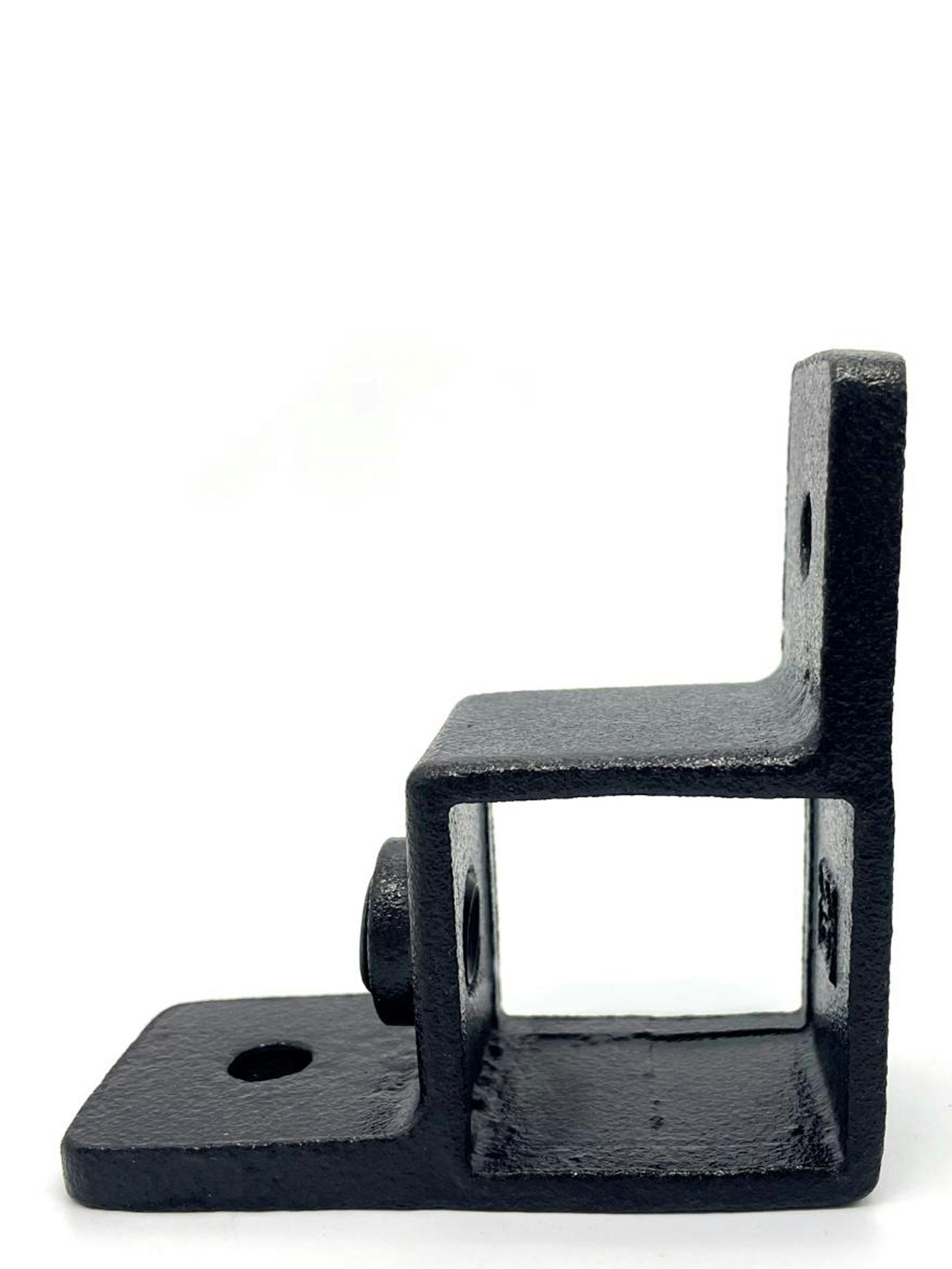 197 Double Lugged Corner Bracket (Square Black)