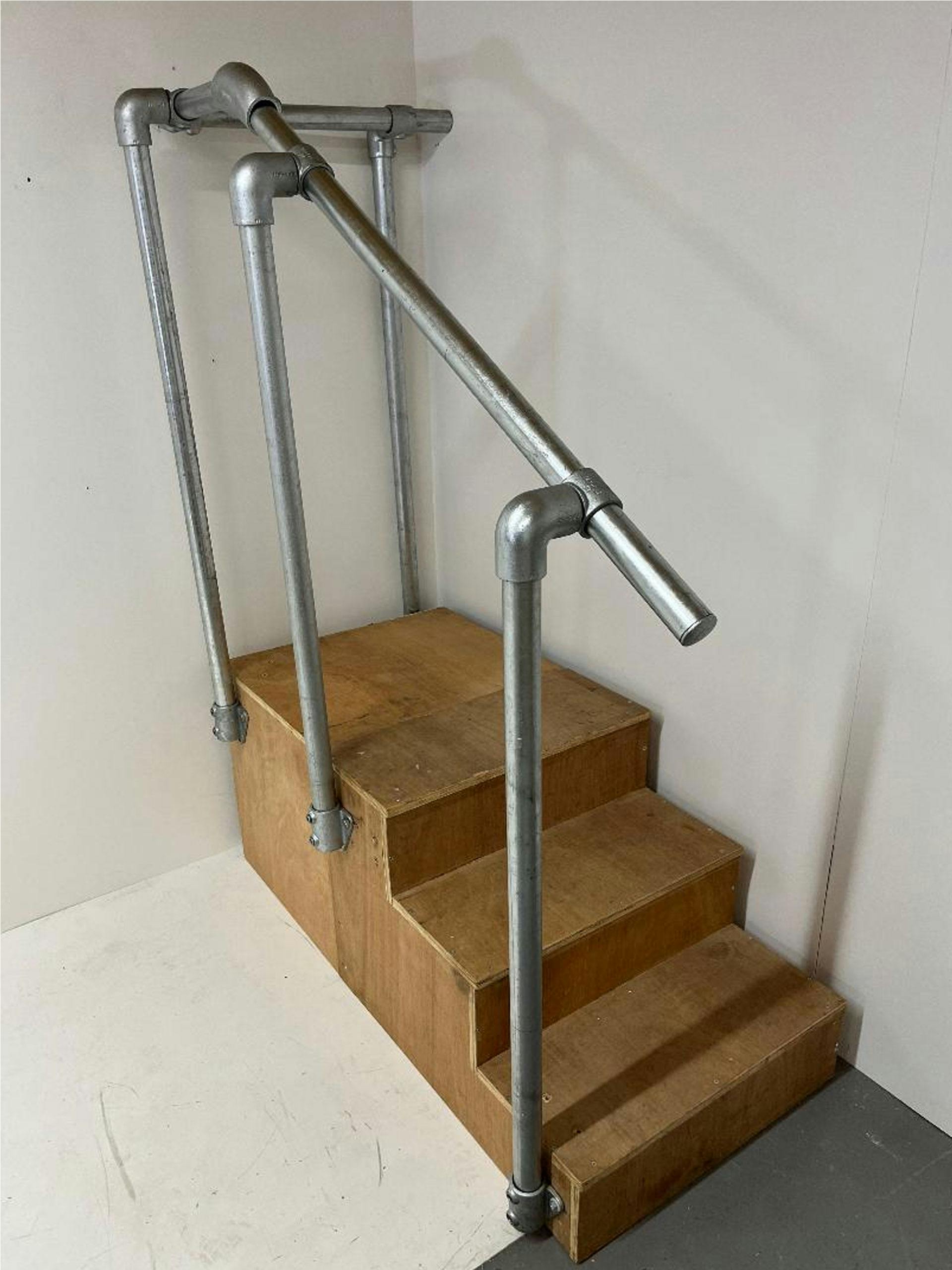 Adjustable Side Mounted or Floor Mounted 90 Degree to End Post OFFSET ...