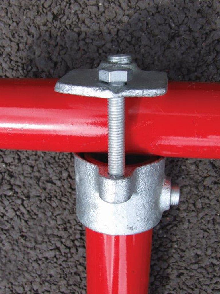 Global Walkway 135 Retro Fit Clamp On Tee Inline Key Clamp
