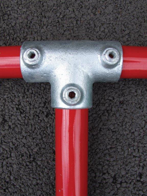Global Walkway 104 Long Tee Key Clamp