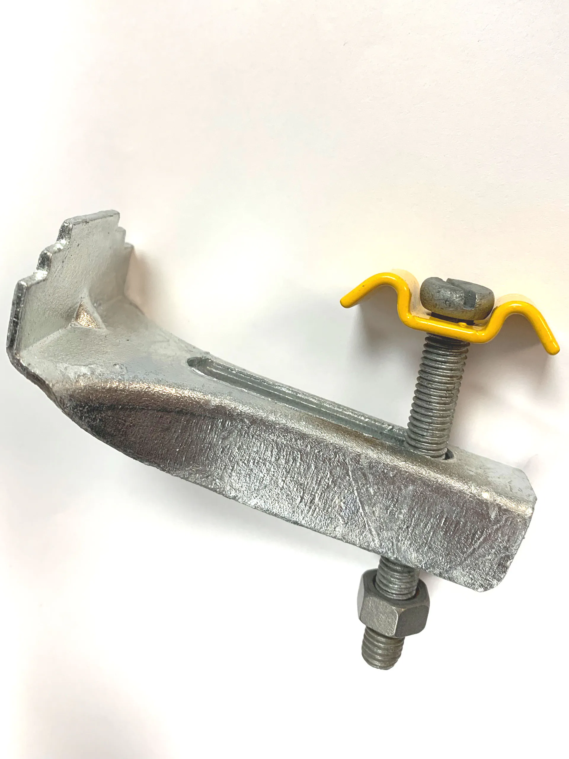 Global Walkway Floorclip to suit 21mm pitch Galvanised with Yellow Top ...