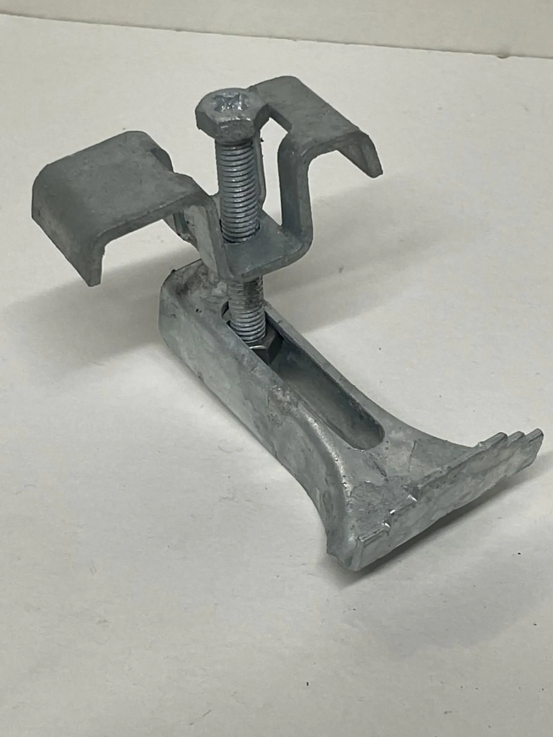 Flooring Standard Floorclip with Deep Slotted Top Clip Galvanised